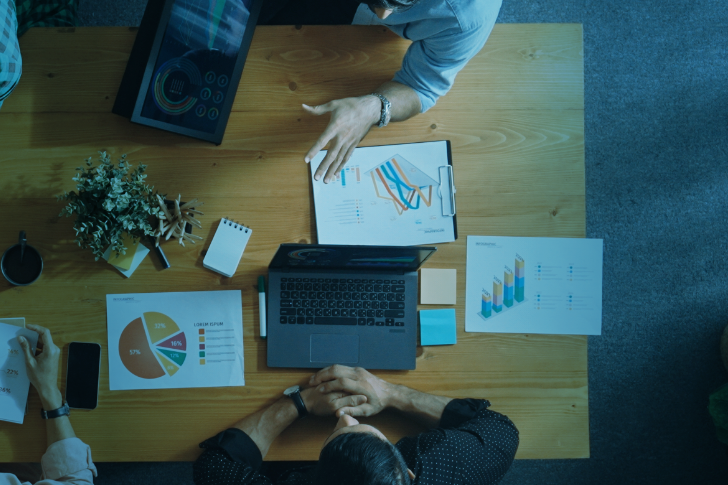 18 Healthcare Advertising Ideas to Attract & Retain New Patients